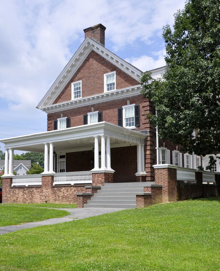 Victorian House stock image. Image of college, home, mississippi - 40701607