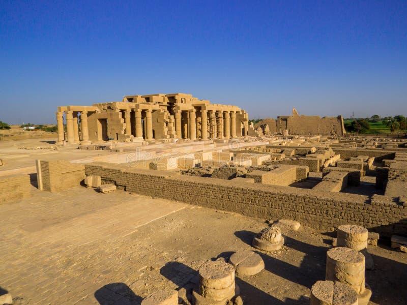 241 Ramesseum Column Stock Photos - Free & Royalty-Free Stock Photos ...