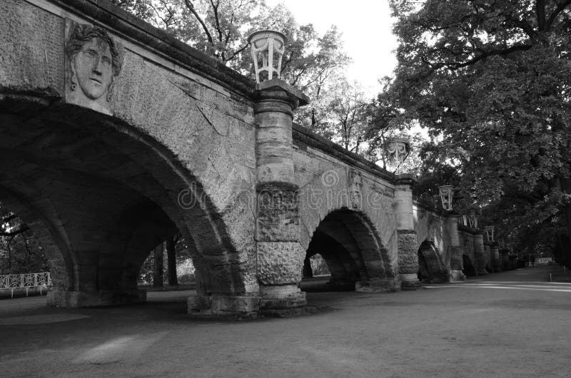 Rampe En Pierre Dans Les Raisons Du Palais Du ` S De St Catherine Photo ...