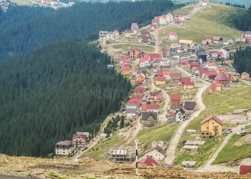 Ranca imagen de archivo. Imagen de rumania, paisaje, escarpa - 37420199