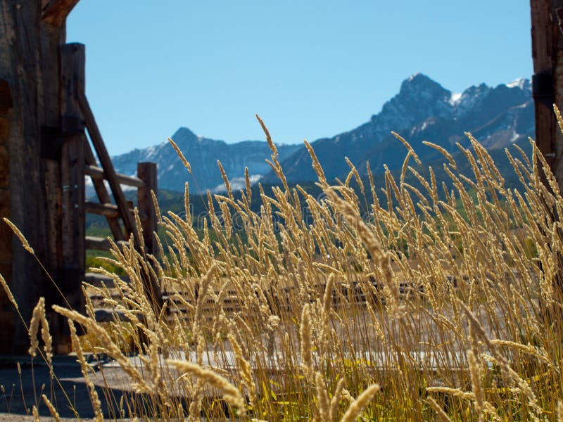 Ranch Entrance stock image. Image of mountains, dallas - 33481855