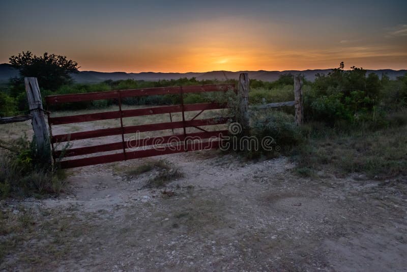 Ranch gate stock photo. Image of home, upscale, horse - 10895002