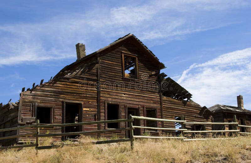 Old Ranch House in the Foothills Stock Photo - Image of brown, deserted ...