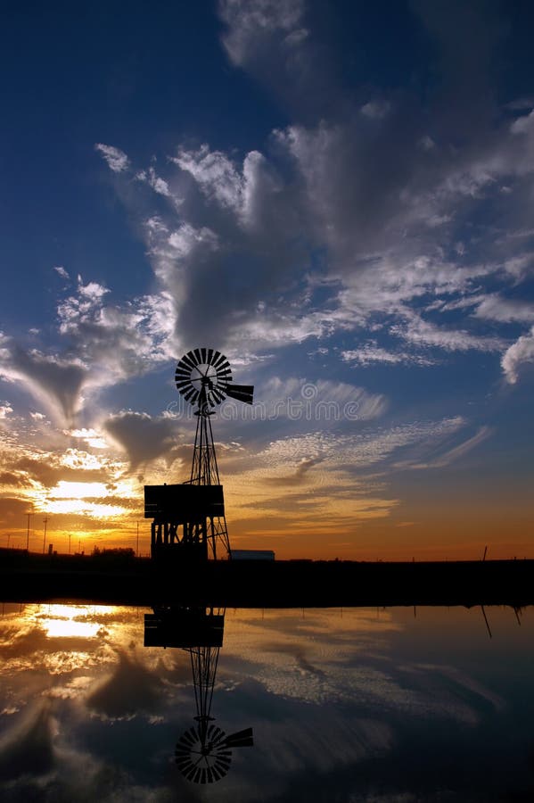 Ranch Windmill stock image. Image of american, blue, cattle - 2361819