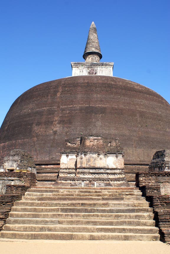 Rankot Vihara stock photo. Image of carving, bottom, asia - 3039106