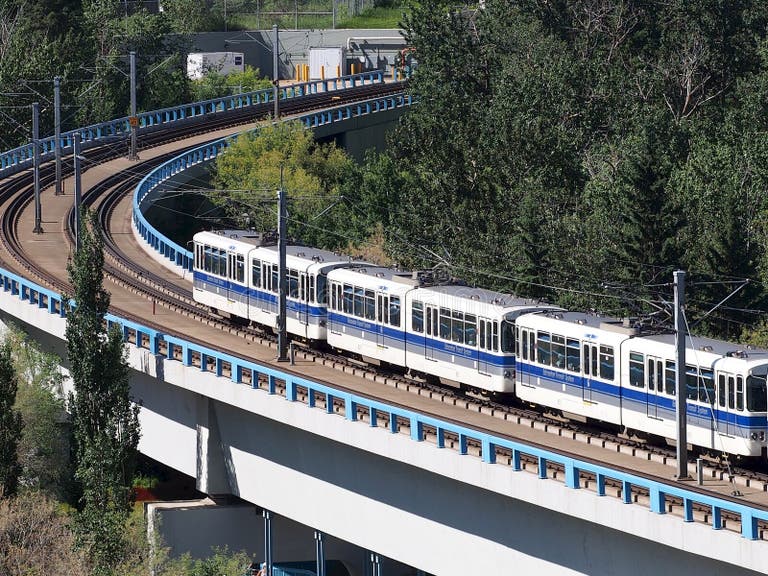 Rapid Transit Train in Edmonton Alberta Editorial Image - Image of ...