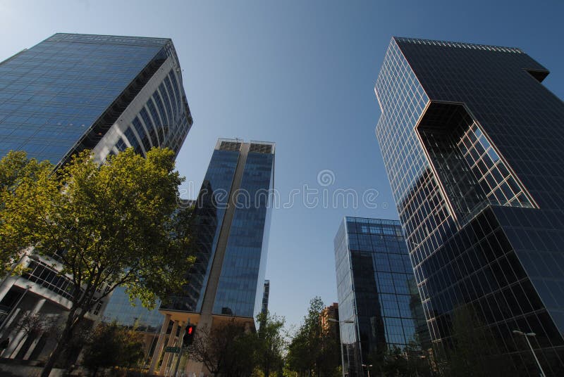 Rascacielos En Santiago, Chile Foto editorial - Imagen de fachada ...