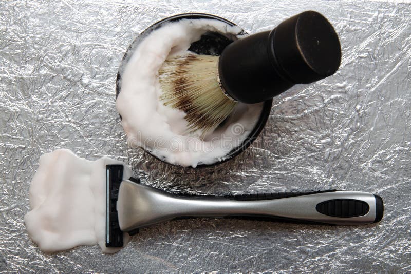 Raser Des Accessoires Rasoir Et Balai Rasant Photo stock - Image du ...