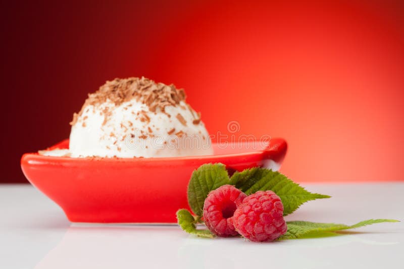 Hot Raspberries W Vanilla Ice Cream Stock Image - Image of diet, glass ...