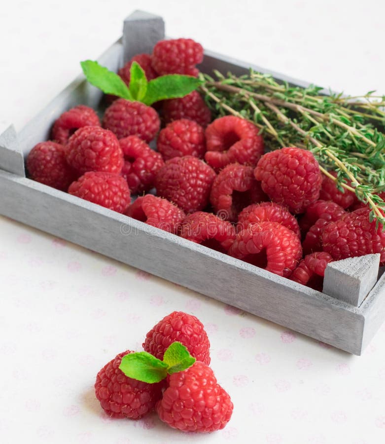 Raspberry Box with Mint and Thyme Light Berries Fruits Summer Rustic ...