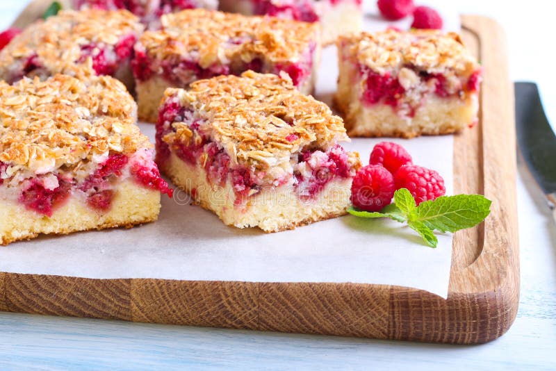 Raspberry crumble cake stock photo. Image of dessert - 42234492