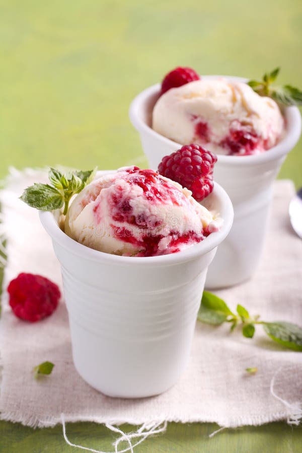 Raspberry Ice Cream with Mint Stock Image - Image of close, cream: 75080293