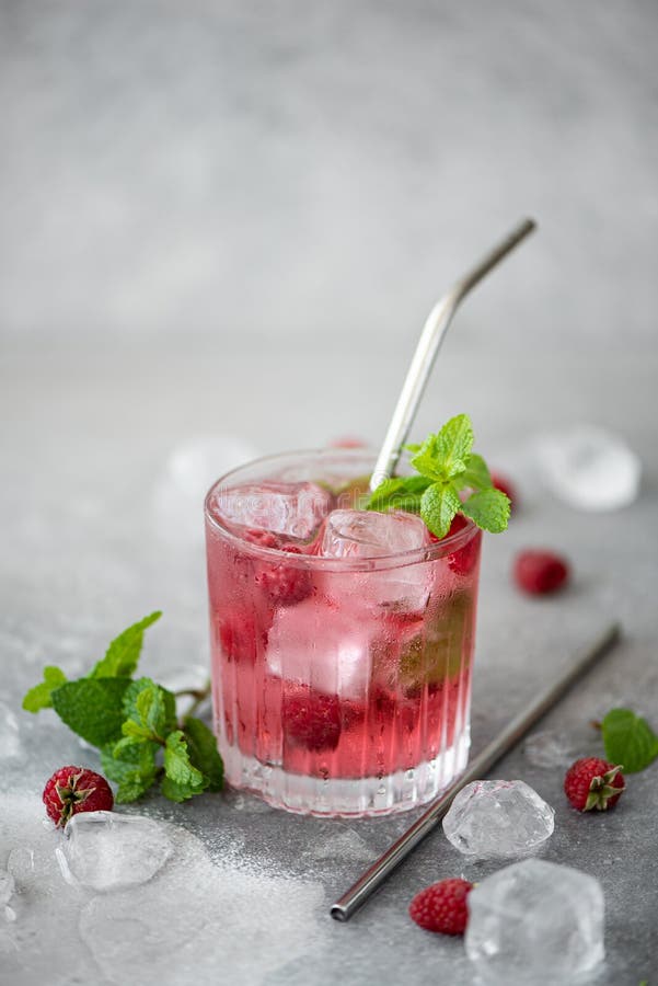 Raspberry Lemonade with Fresh Mint and Ice Stock Image - Image of ...