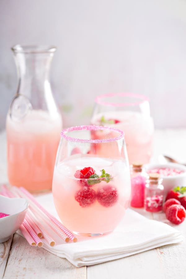 Raspberry Lemonade in a Glass Stock Image - Image of fresh, lemon: 65372863