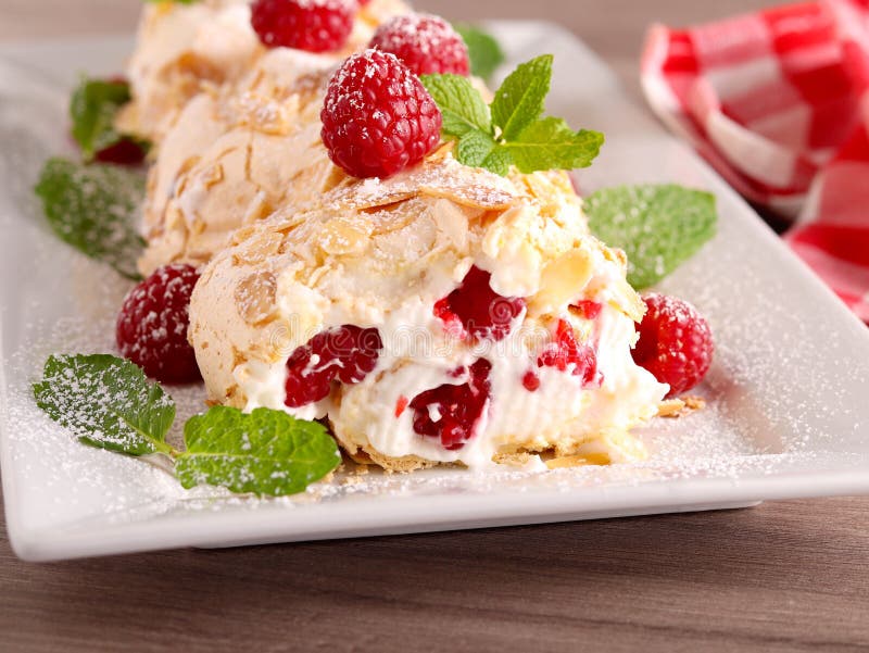 Raspberry merengue roulade stock image. Image of food - 300178621