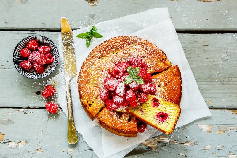 Raspberry yoghurt cake stock photo. Image of cooking - 157027274