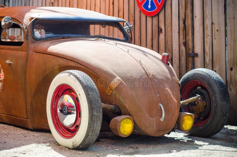 Rat car editorial stock image. Image of commercial, clock - 44383684