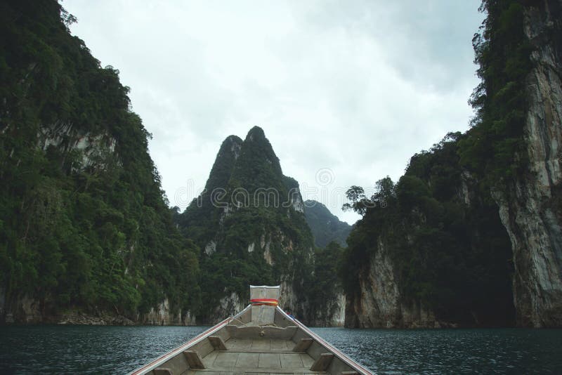 Ratchaprapa Dam Tavel stock photo. Image of scenery - 182409514