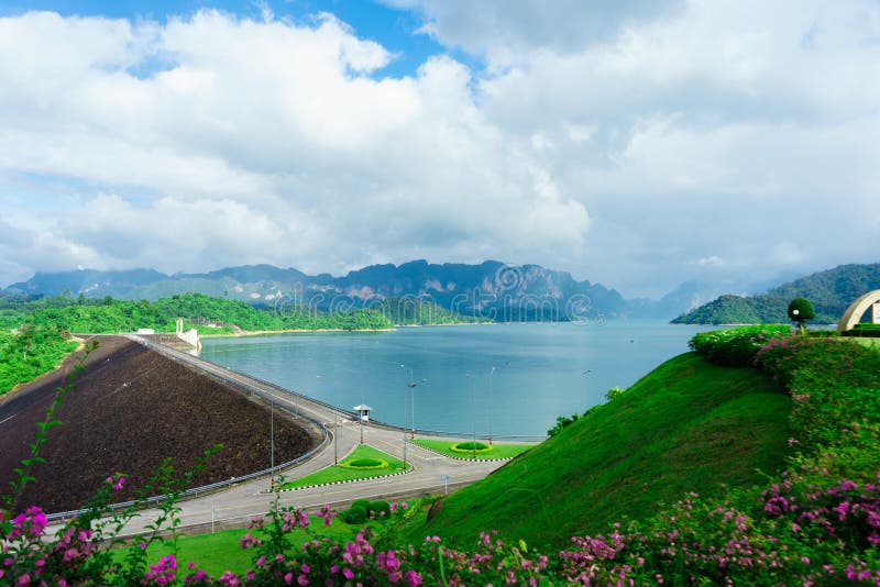 Ratchaprapha Dam or Cheow Lan Dam is a Beautiful View at Surat T Stock ...