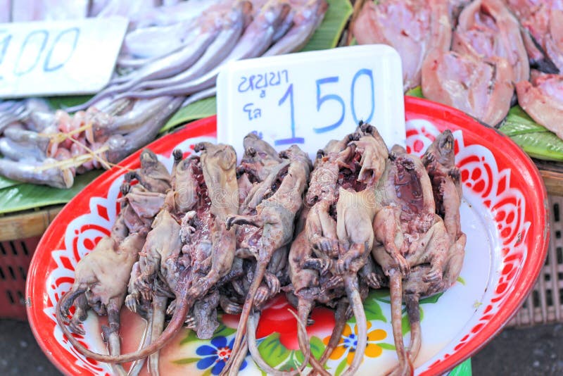 Ratos Frescos Para Cozinhar Imagem de Stock - Imagem de vendas ...