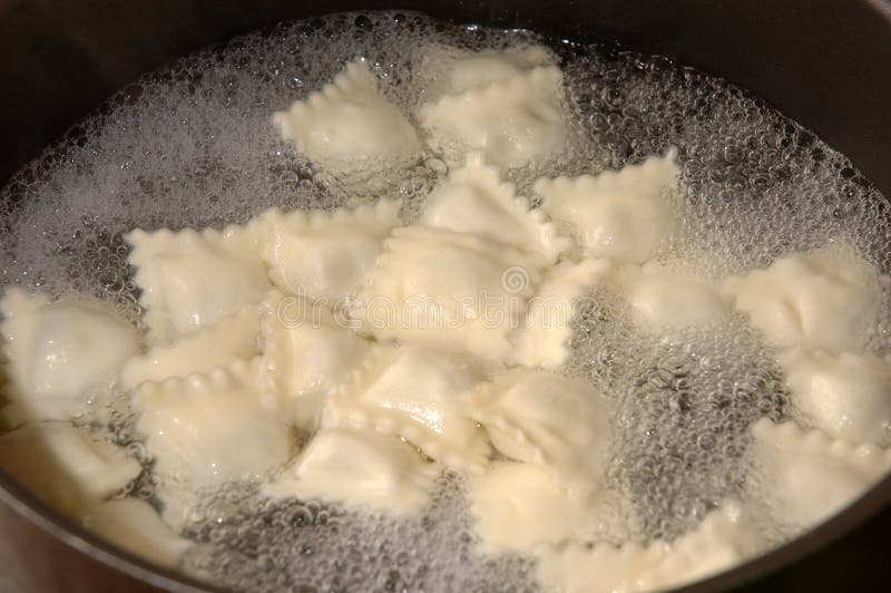 Ravioli cook stock photo. Image of italian, cooking, meal - 1526074