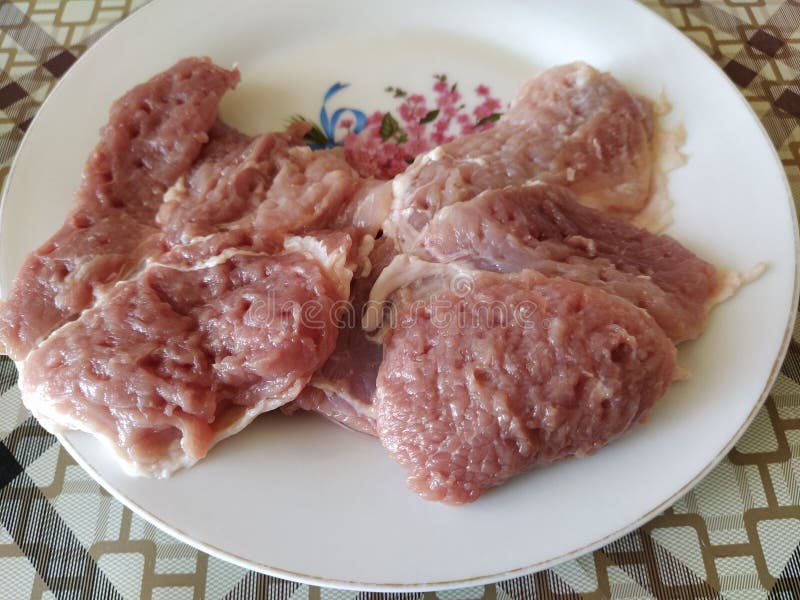 Raw Chunks of Meat Chops on a Plate Stock Photo - Image of beef ...
