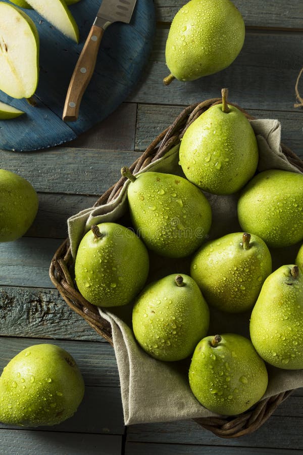 Raw Green Organic Danjou Pears Stock Image - Image of dieting ...