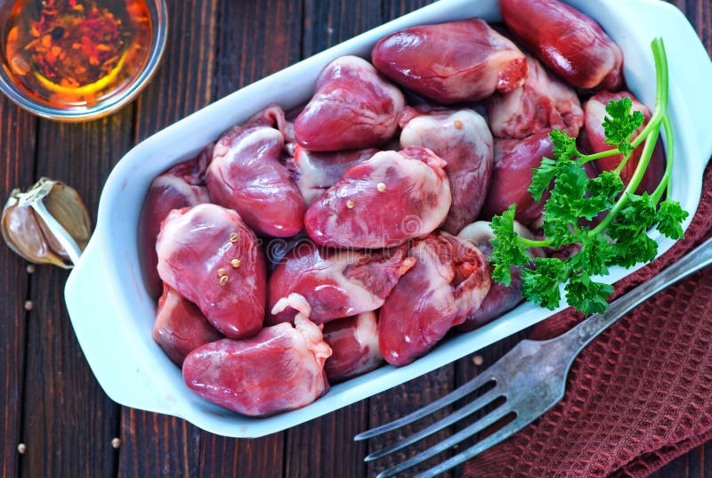 Raw hearts stock image. Image of bowl, bird, innards - 53082993