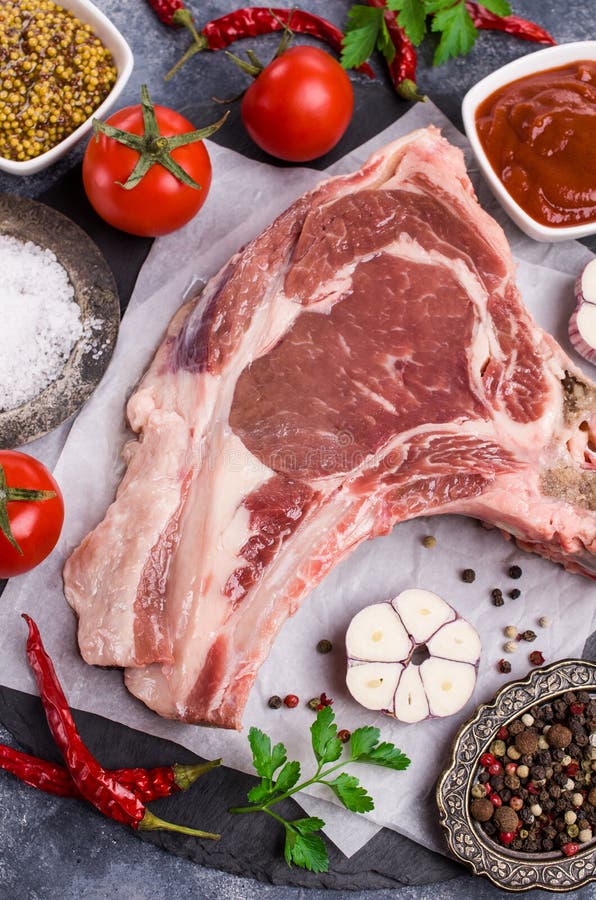 Raw meat with bones stock image. Image of farm, garlic - 124858497