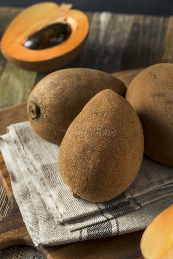 Mamey Zapote Sliced In Half Stock Photo - Image of fruit, pouteria: 1675840
