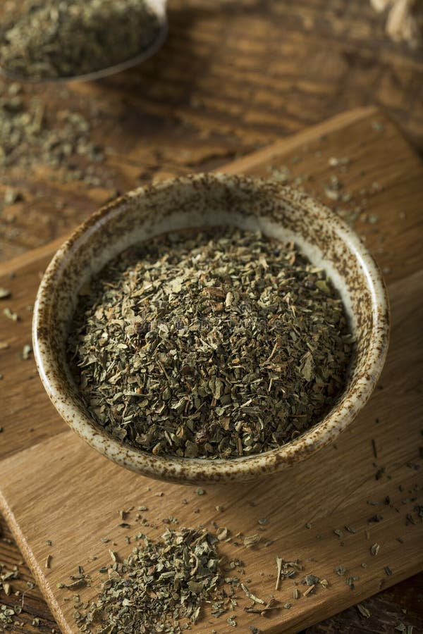 Raw Organic Dry Basil Seasoning Stock Image - Image of crushed, cook ...
