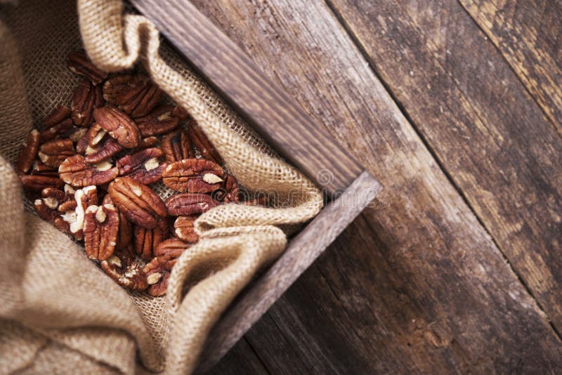 Raw Pecans in Wood Crate stock image. Image of vitamin - 38027589