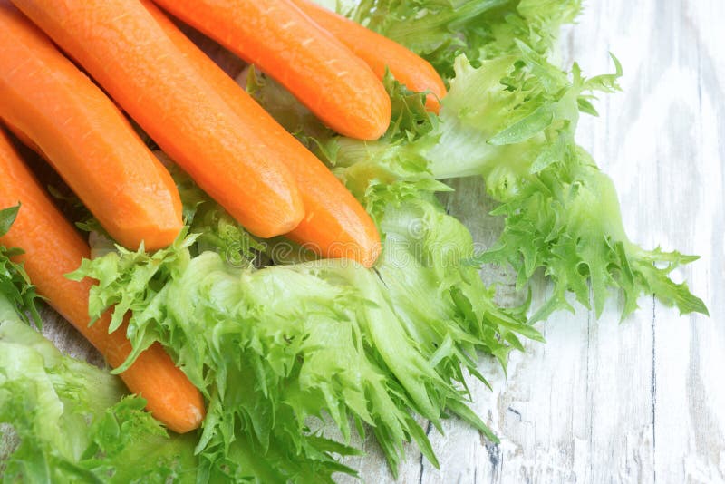 Vegetables - Lettuce, Onion, Garlic,chilli Pepper, Tomatoes Stock Image ...
