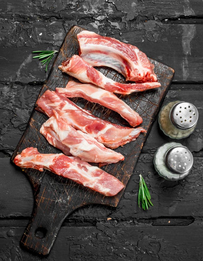 Raw Sliced Ribs with Spices Stock Photo - Image of meat, portion: 141861460