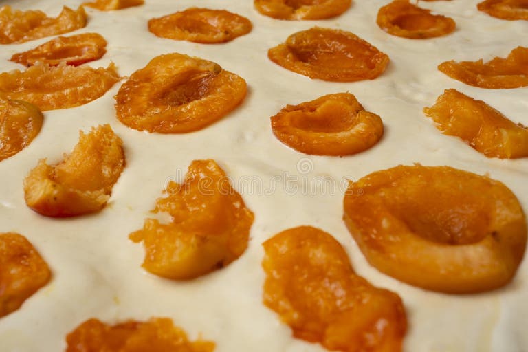 Raw Sponge Cake with Peach Halves, Full Frame Side View Close Up Stock ...