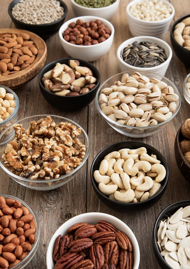 Raw Walnuts and Cashew with Almonds and Peanuts with Organic Nuts and ...