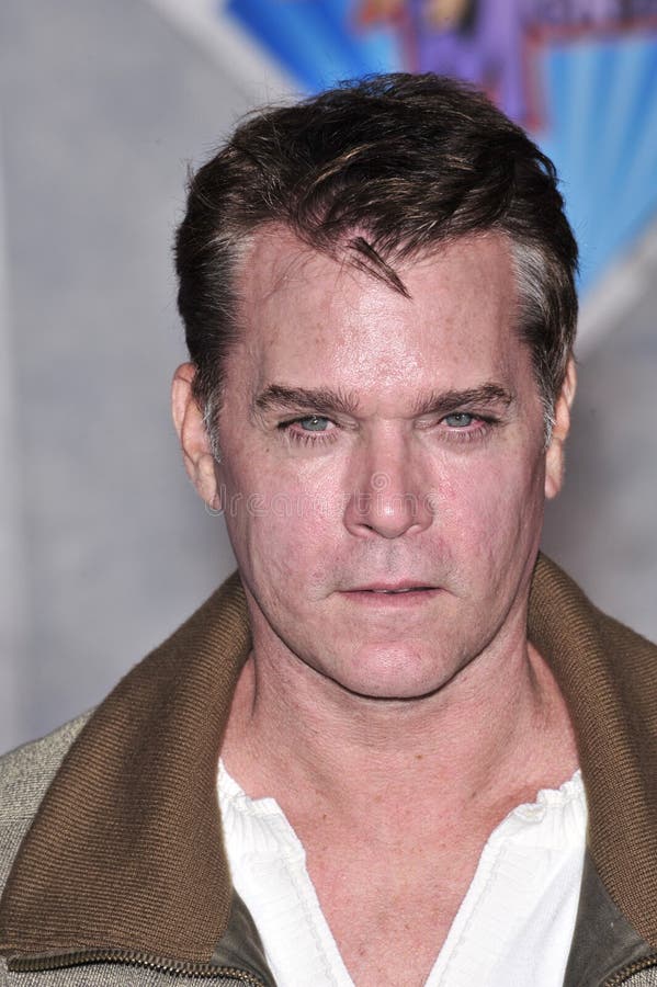 Ray Liotta editorial photo. Image of hannah, montana - 23752516