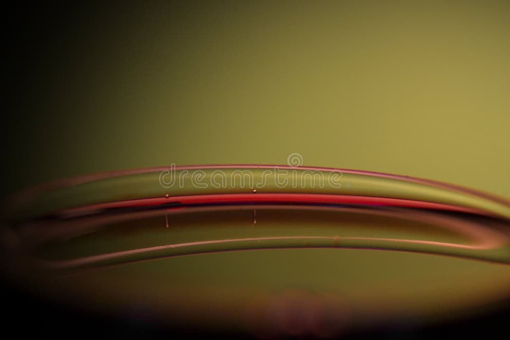 Raya roja imagen de archivo. Imagen de fondo, rojo, extracto - 39164723