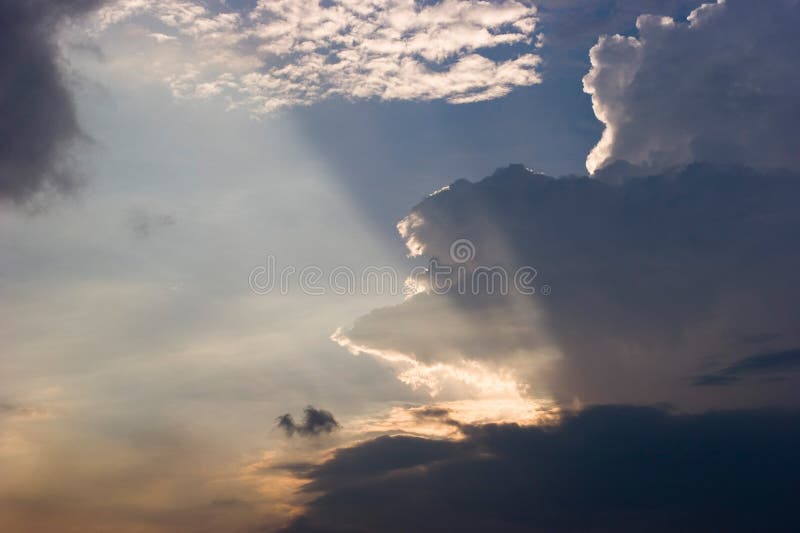 Rayo de la luz imagen de archivo. Imagen de vuelo, pulir - 91351