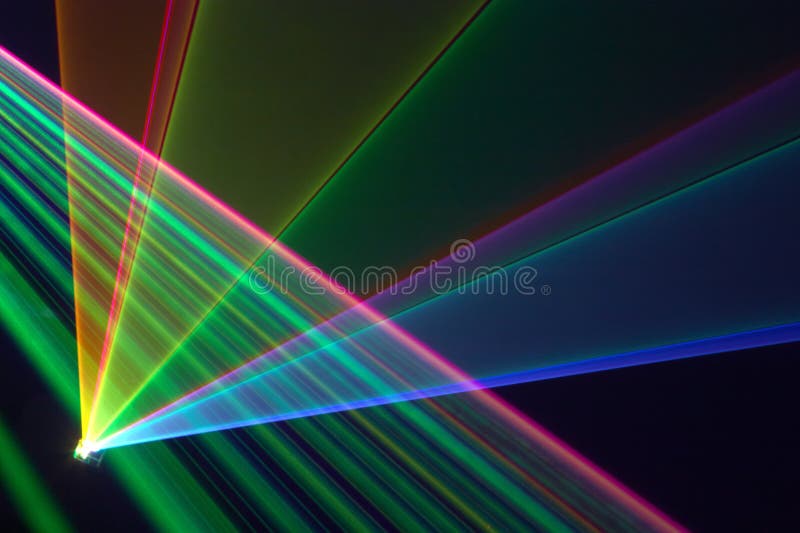 Faisceaux Laser Dans Le Laboratoire De Physique Optique Image stock ...