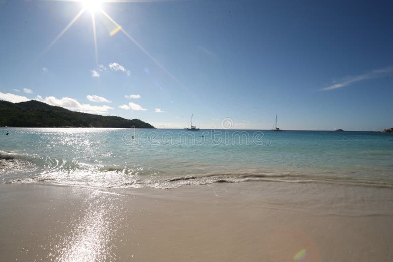 Rayos de la sol imagen de archivo. Imagen de tropical - 11803061