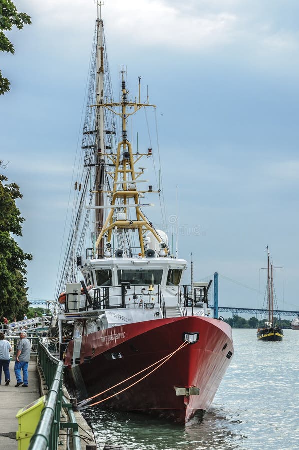 RCMP Patrol boat editorial photo. Image of fire, emergency - 41865916