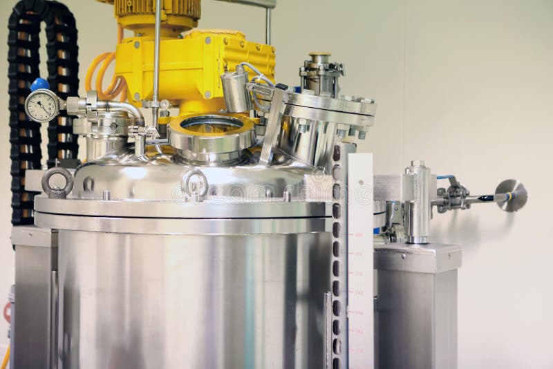 Reactors of Suspensions and Solutions. Manufacture of Pharmaceutical ...