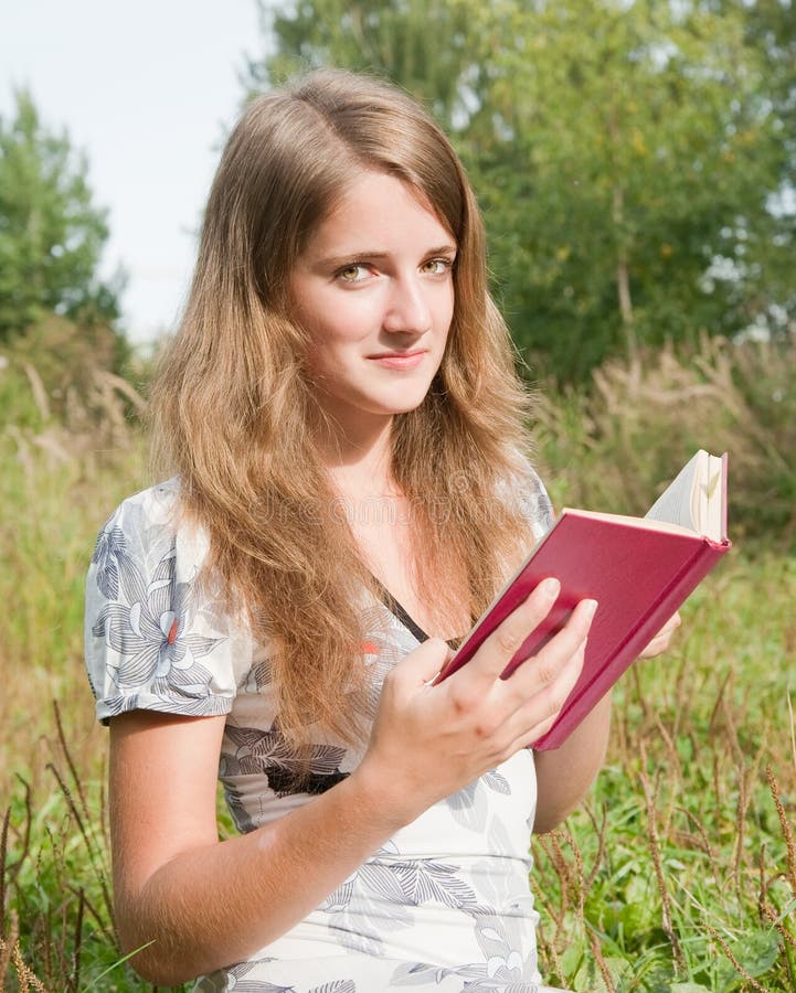 Reading girl stock image. Image of outdoors, book, recreation - 11187833