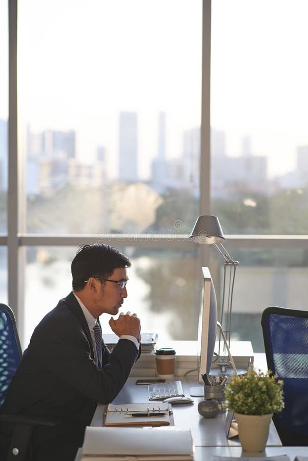 223 Corporate Vietnamese Screen Stock Photos - Free & Royalty-Free ...