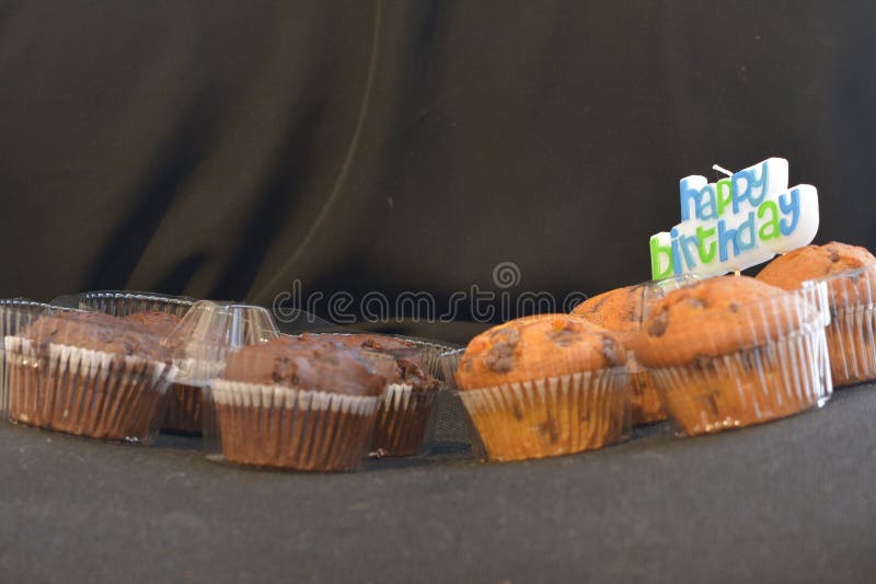 Ready Made Muffins for a Birthday Party.a Busy Mom S Dream Solution ...