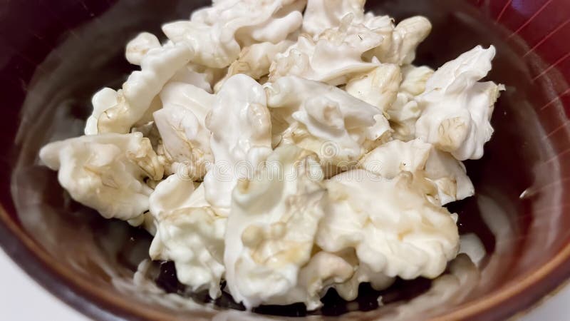 Ready-to-eat Fresh Walnut Kernels in Bowl Stock Image - Image of ...