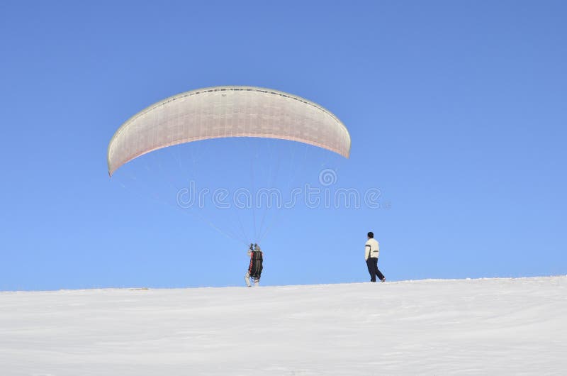 Ready to fly editorial photography. Image of transport - 26726212