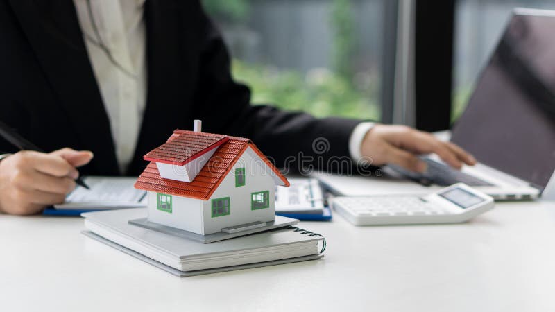 341 Real Estate Computers Stock Photos - Free & Royalty-Free Stock ...