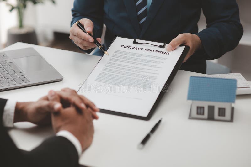 Real Estate Agents Explain Models of Housing Estates in Projects To ...